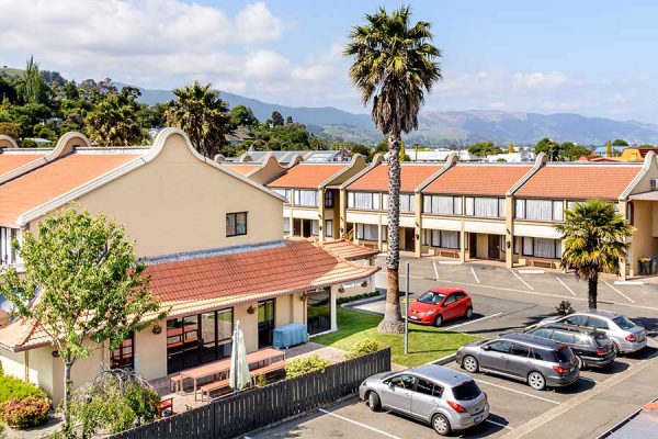 Hotel Accommodation Nelson, NZ | The Beachcomber Hotel